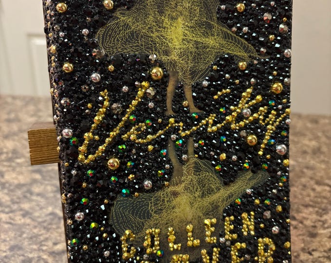 Bedazzled Book Cover of Onyx Storm by Rebecca Yarros - Etsy