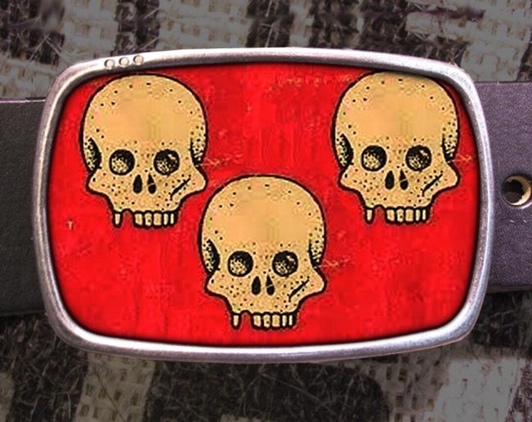 Vintage-style Three Skulls on Red Pattern Print Belt Buckle - Pirate ...
