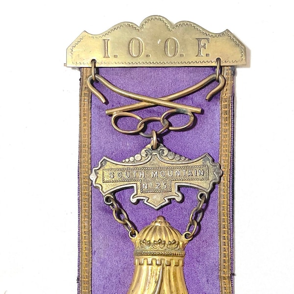 Odd Antique Jewelry - Etsy