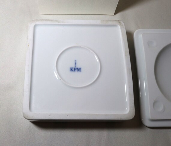 Vintage KPM GERMAN Porcelain Jewelry Cameo Dresser Bo… - Gem