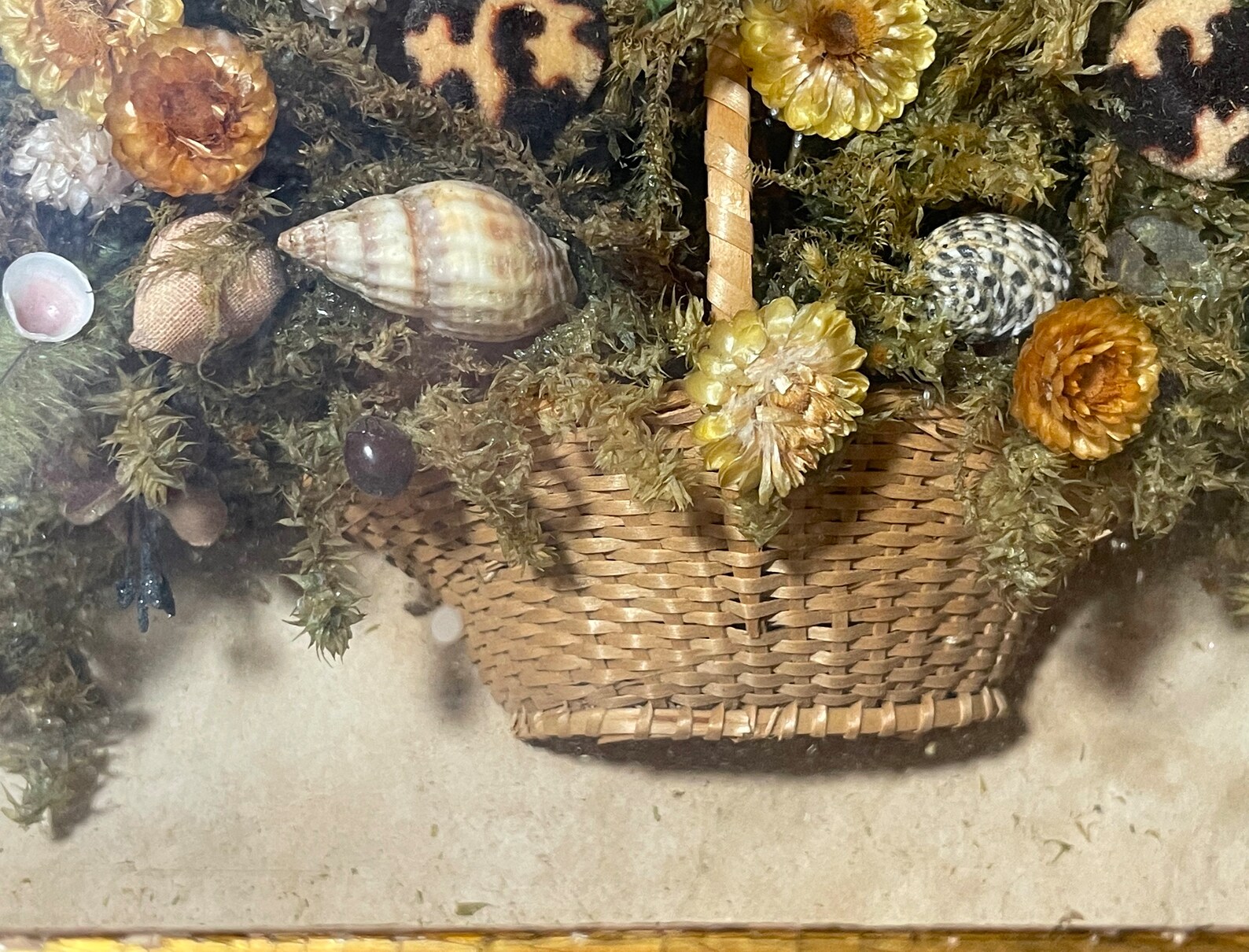 Rare Antique Victorian Folk Art Memorial Bouquet Shell Art Wall Flower ...