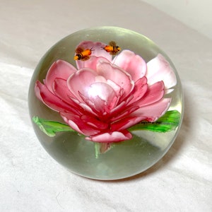 Vintage Hand Blown Art Studio Glass Flower Bee Rose Paperweight Ball ...