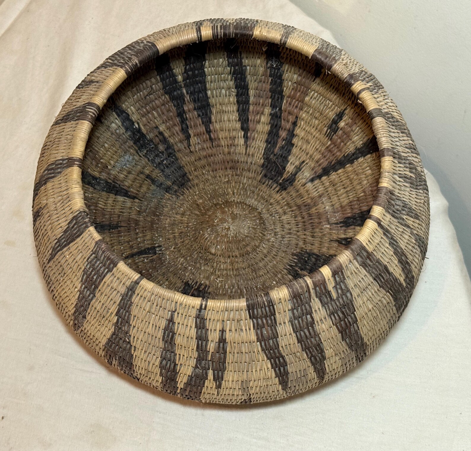 Antique Native American Maidu Tribe Hand Woven Polychromed Wicker ...