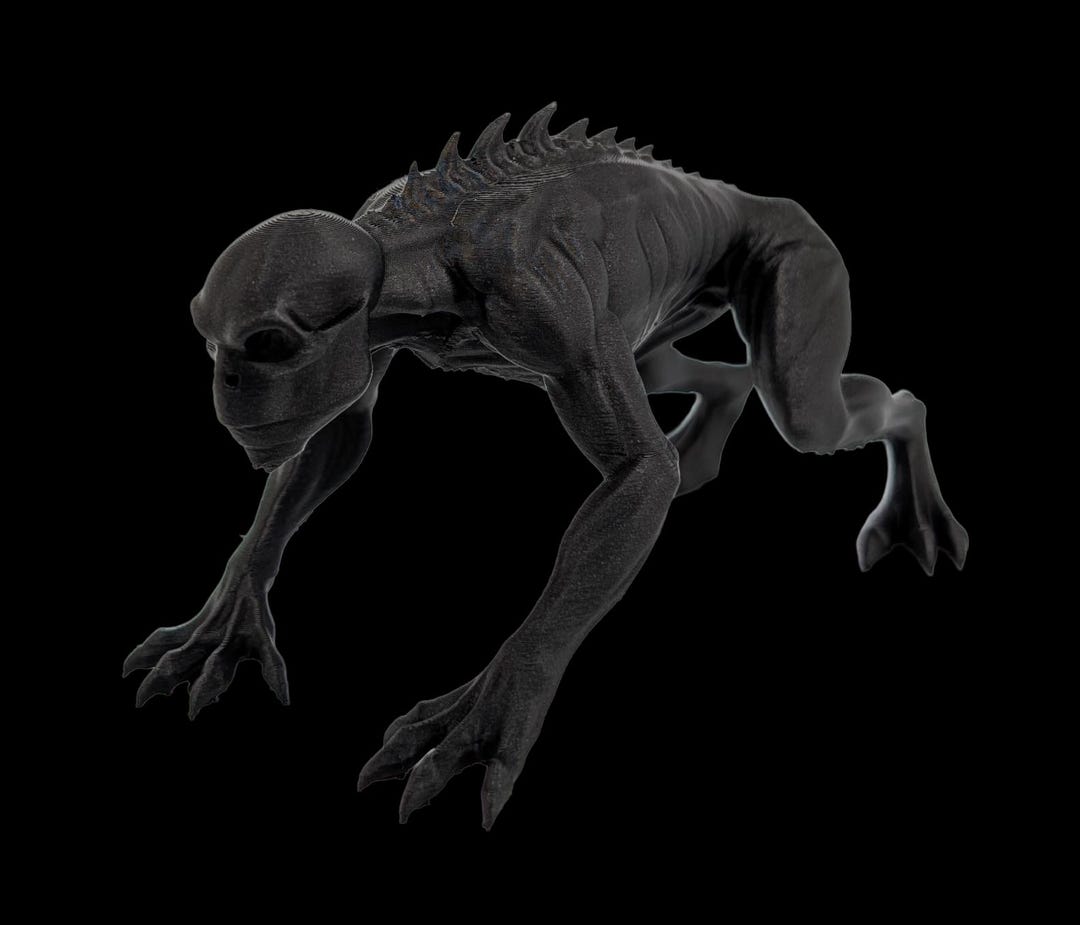 3D Printed Cryptid Stalker Figure - Etsy