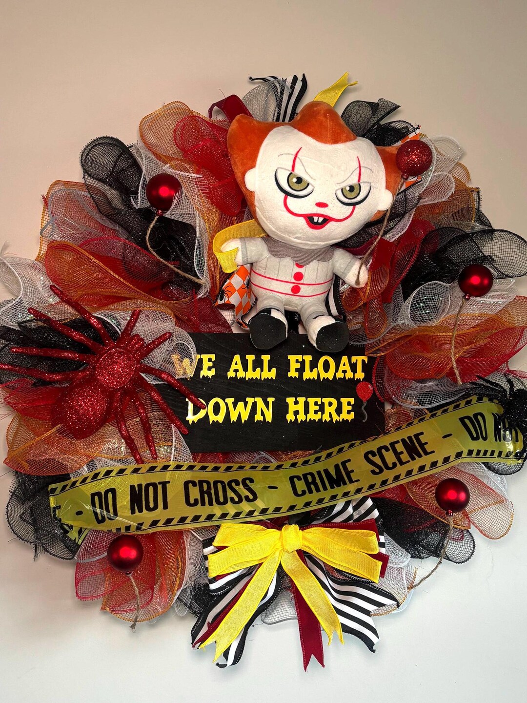 Pennywise Halloween Wreath – Creepy Cute Handmade Horror Décor - Etsy
