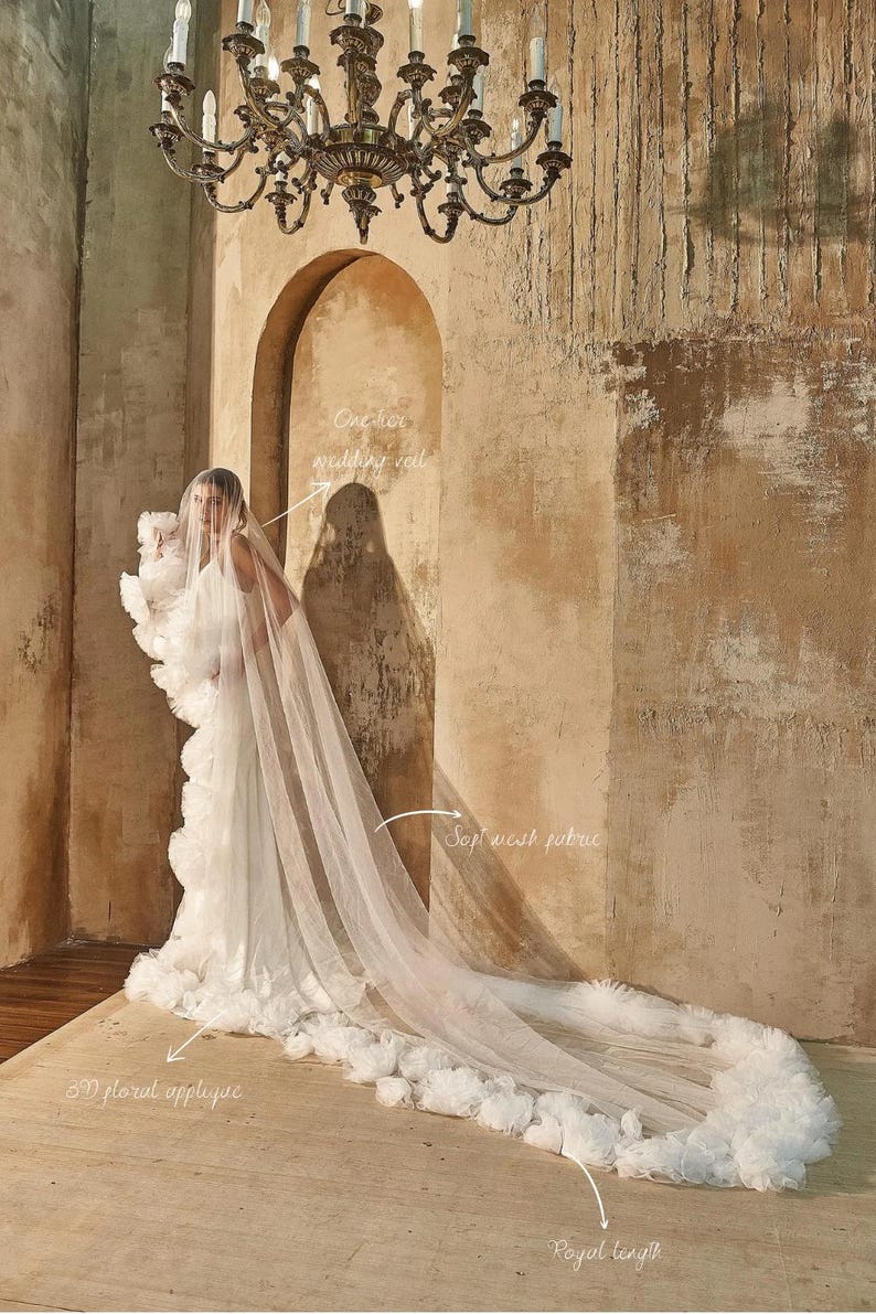 3D Flower Cathedral Wedding Veil off White, Royal Bridal Tulle Veil 138 ...