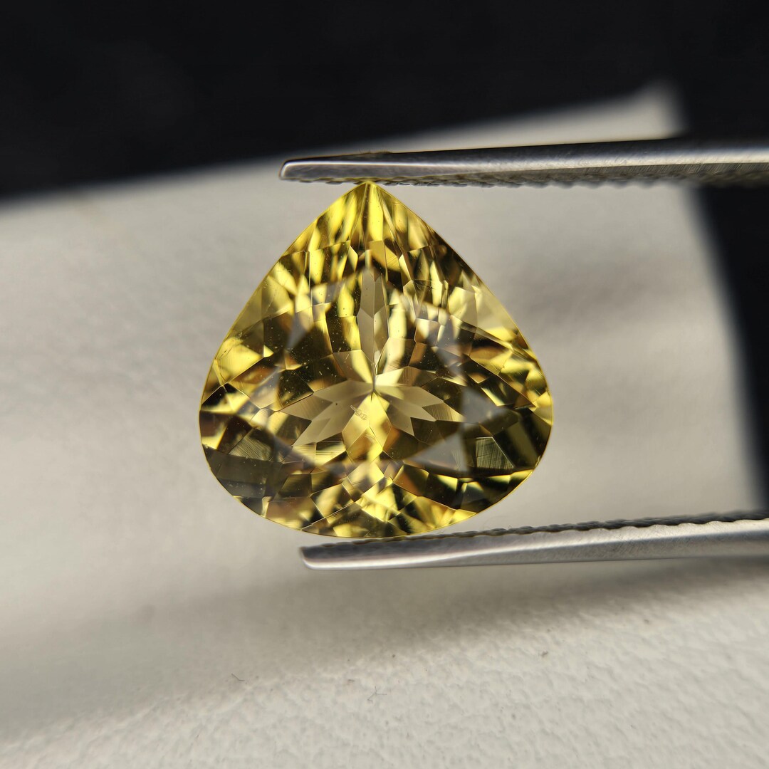Unheated Yellow Beryl Heliodor Heart Cut Faceted Gemstone 2.50 Ct ...