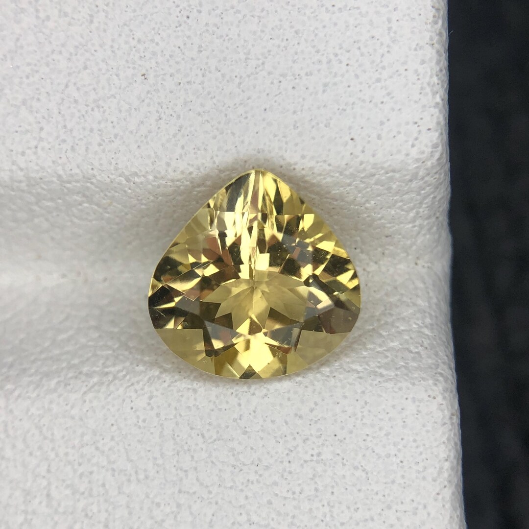 Unheated Natural Beryl Heliodor Heart Faceted Gemstone 1.55 Ct | 8x5 Mm ...