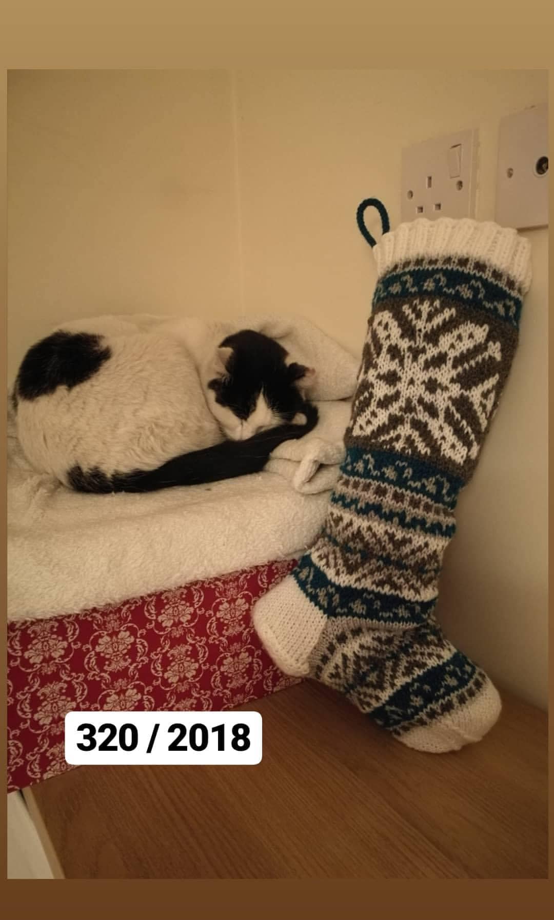 Snowflake Fairisle Pattern, Snowflake Knit Pattern, Christmas Stockings ...