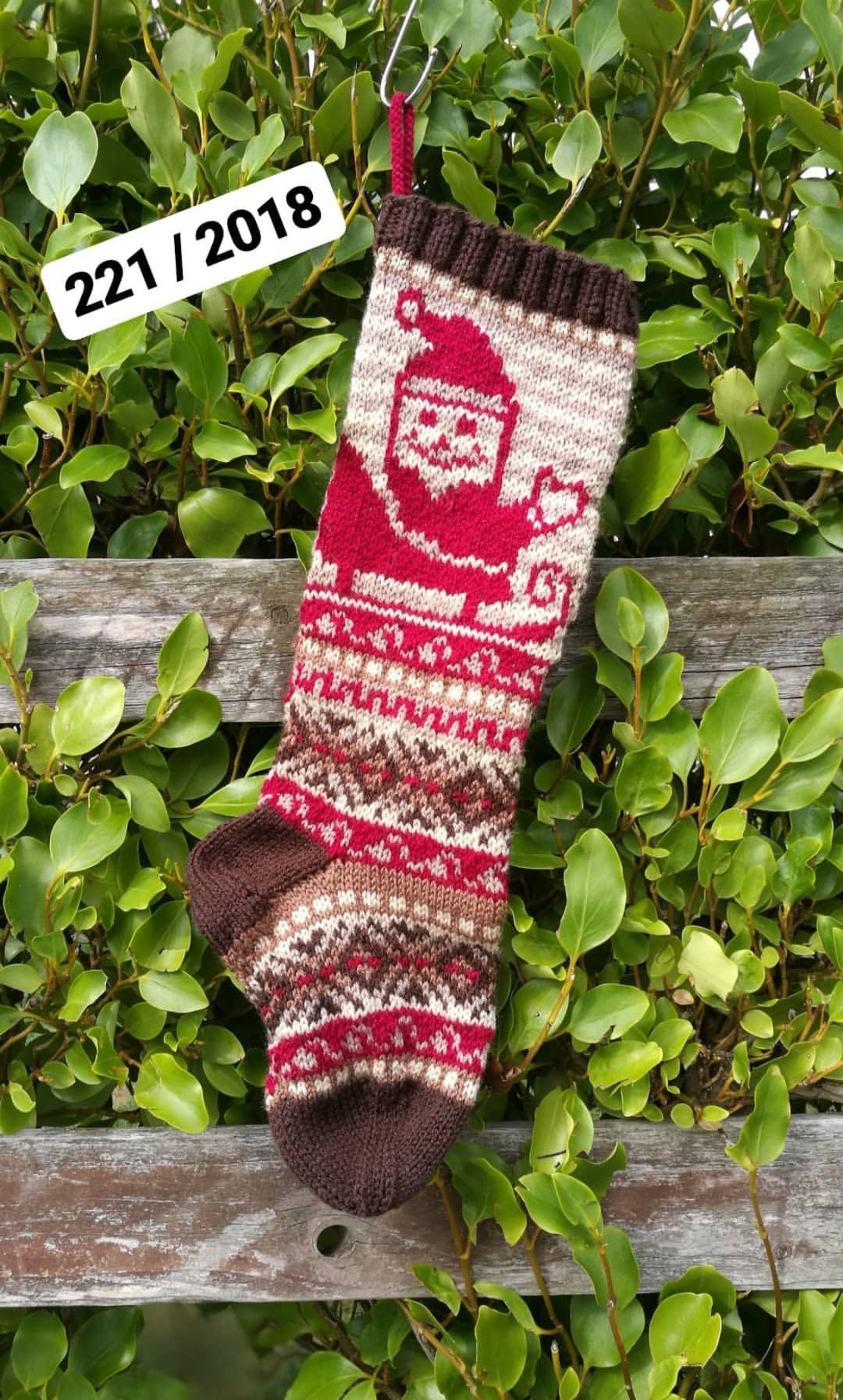 Santa Socks, Fairisle Pattern, Christmas Stockings Knit Pattern, Fair ...