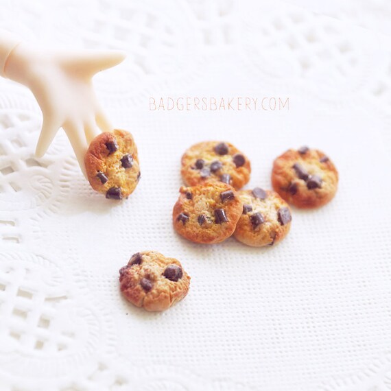 Miniatures Dolls & Miniatures Tiny Chocolate Chip Dollhouse COOKIES set ...