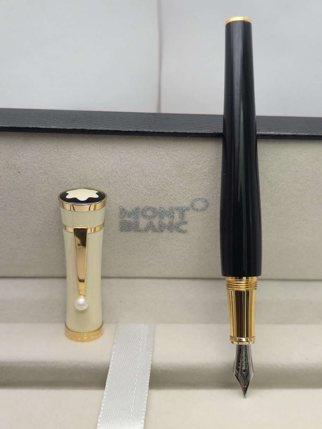 Luxury Smooth Montblanc Muses Line Greta Garbo Limited Edition Fountain ...