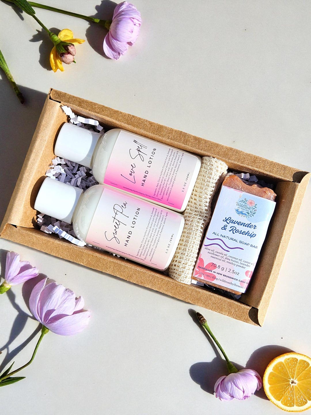 Floral Scented Gift Box, Small Self Care Gift Set, Bath and Body Gift ...