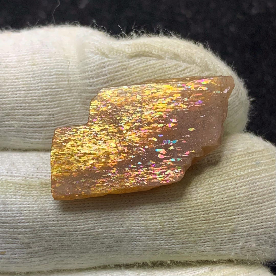 Natural Rainbow Lattice Sunstone Raw From Tanzania” Size = 26x17x5 Mm ...