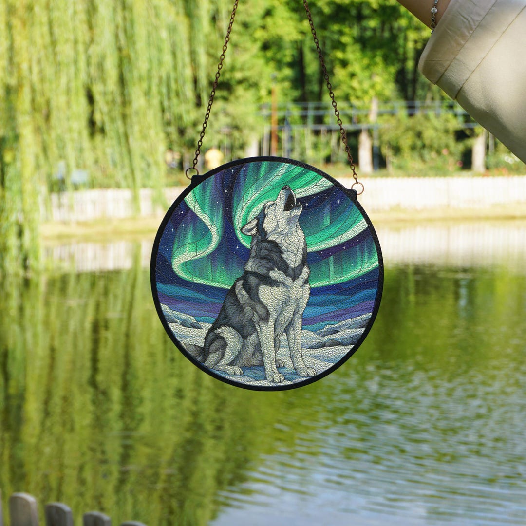 Siberian Husky Northern Lights, Stained Glass Suncatcher, Hand-painted ...