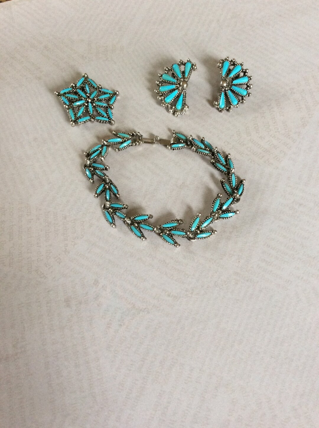 Vintage Turquoise Jewelry Set/ Parure Earrings Bracelet and Pin ...