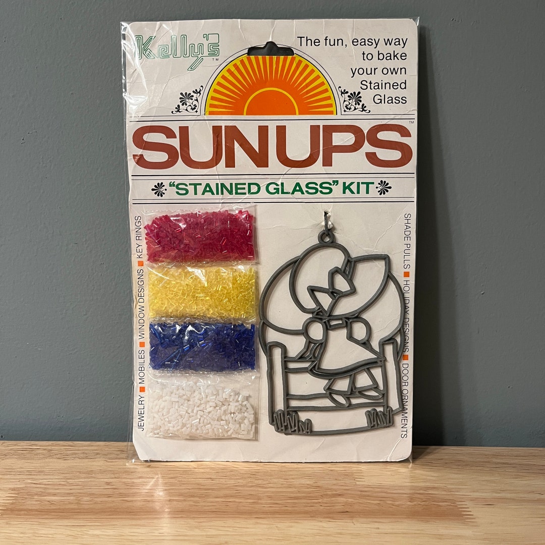 Vintage Baked Stain Glass Kit Girl In Bonnet Kellys Sun Ups Stained 5507