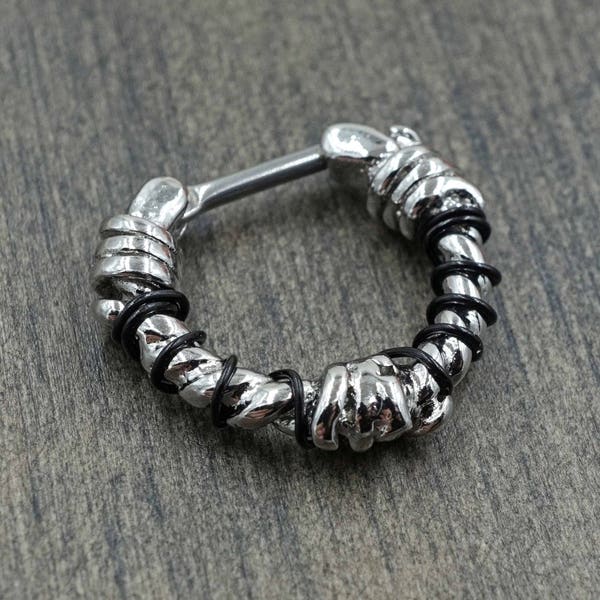 Barb Wire Ring - Etsy