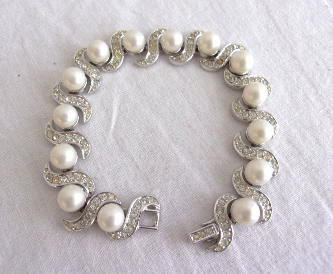 Vintage 1950s Bracelet Crown Trifari Pearl and Rhinestone in - Etsy
