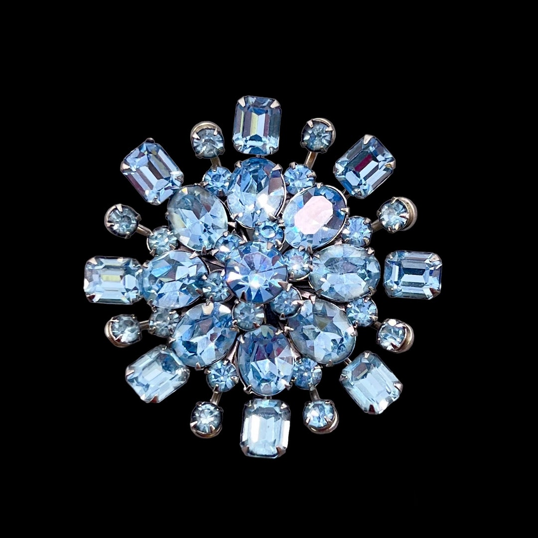 Vintage Sky Blue Rhinestone Starburst Brooch – 2" Round - Etsy