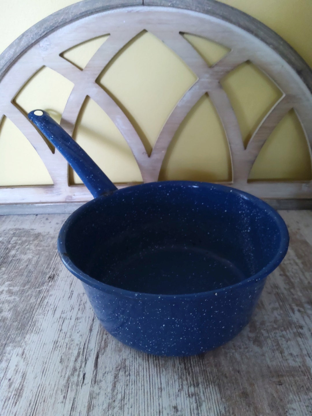 Vintage Large Enamel Cooking Pot Blue With White Speckles Sauce Pan ...