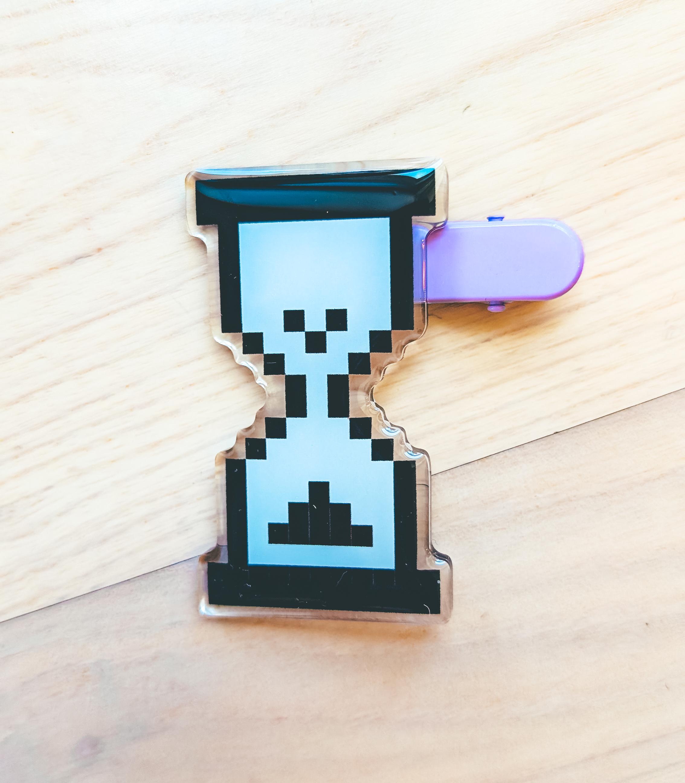 Y2K Vibe Old School Mouse Cursor Icons Hair Clip Accessory | Trash_b0t ...