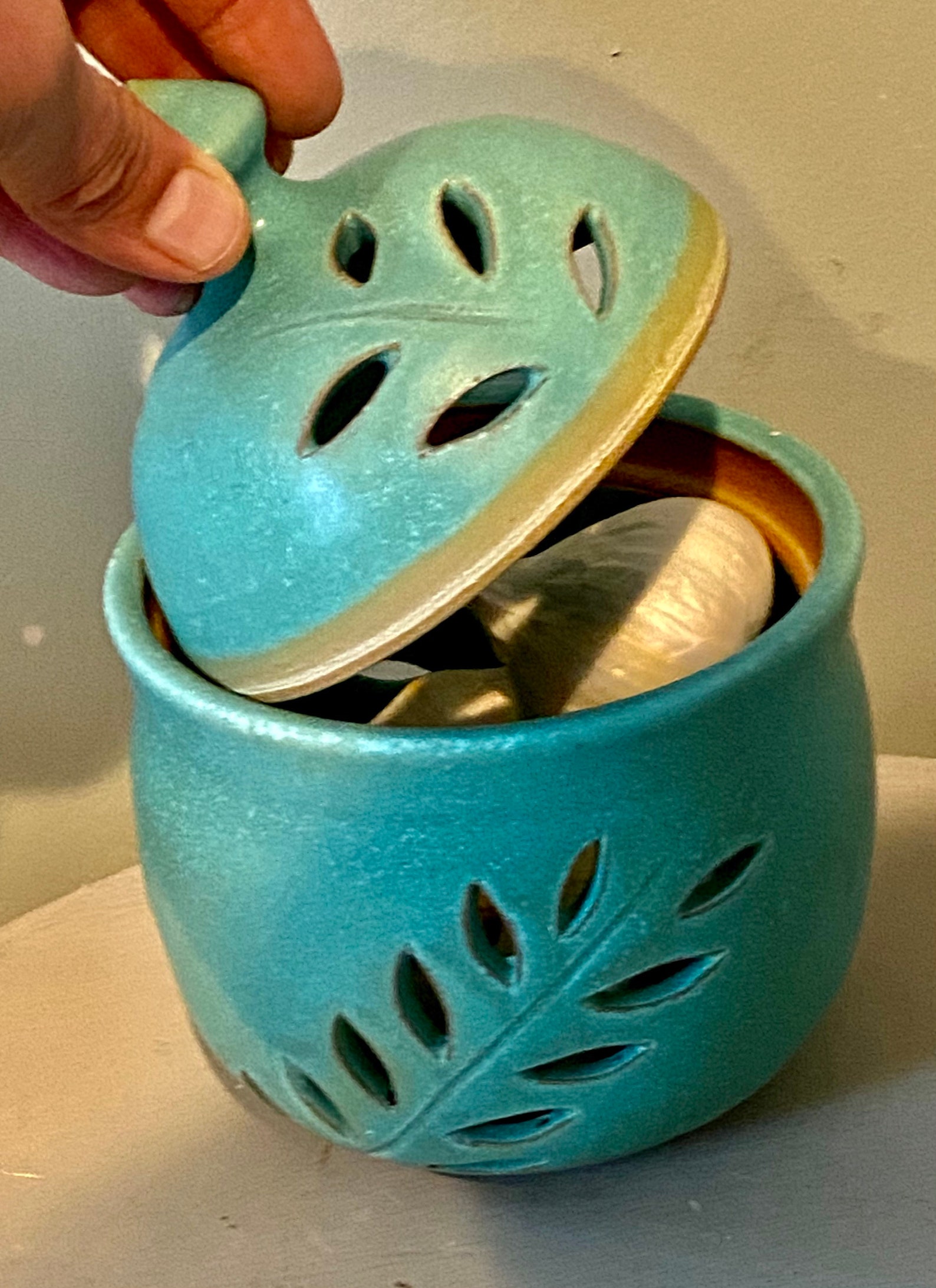 Garlic jar large / garlic keeper/ turmeric keeper/ garlic | Etsy