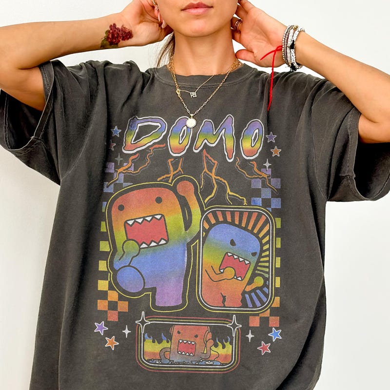 Domo Tee - Etsy