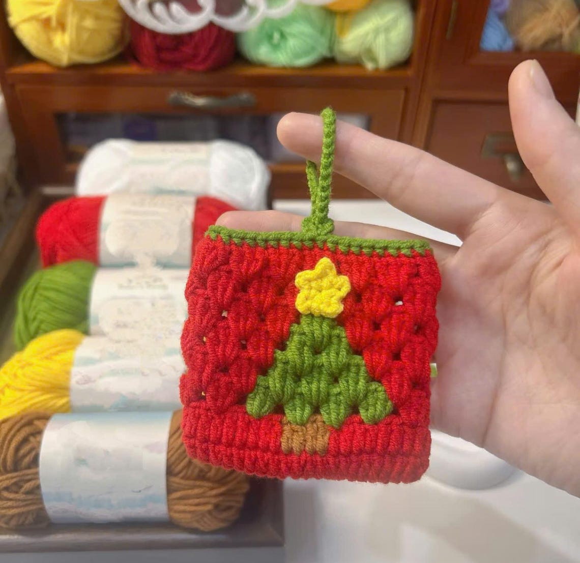 Crochet Christmas Tree Granny Square Pattern | Festive Holiday Earbuds ...