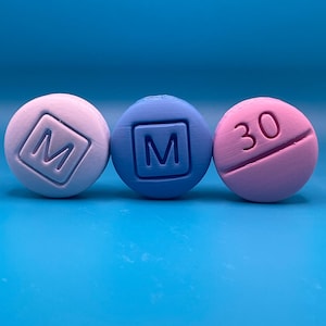 Perc 30 Pillow - Etsy