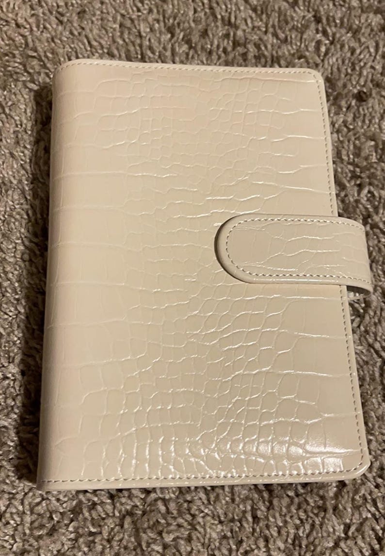 A6 Crocodile Print Budget Binder: Gold Bow Keychain - Etsy
