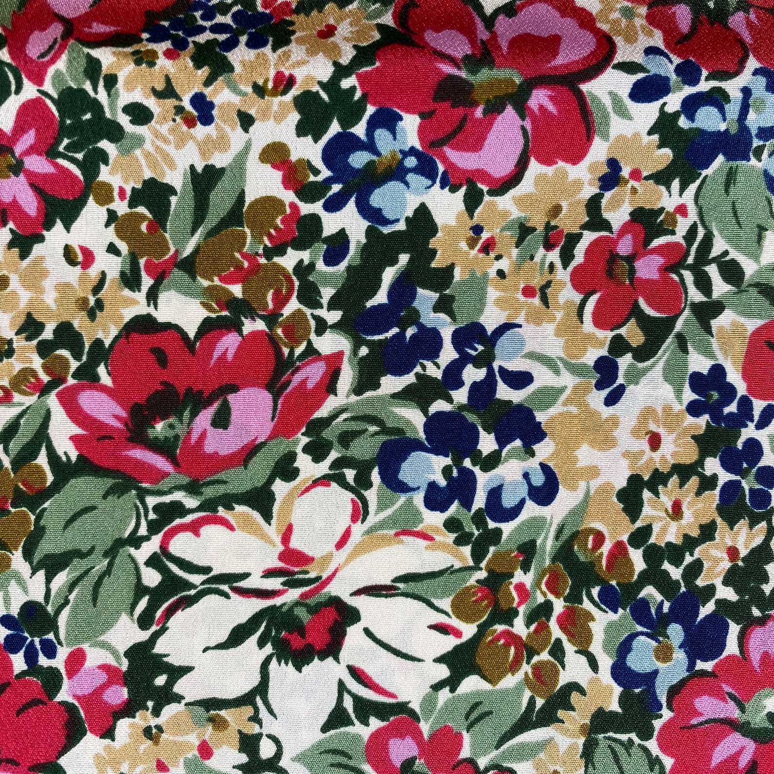Vintage 1980s Floral Fabric | Romantic Floral Silky Polyester Fabric ...