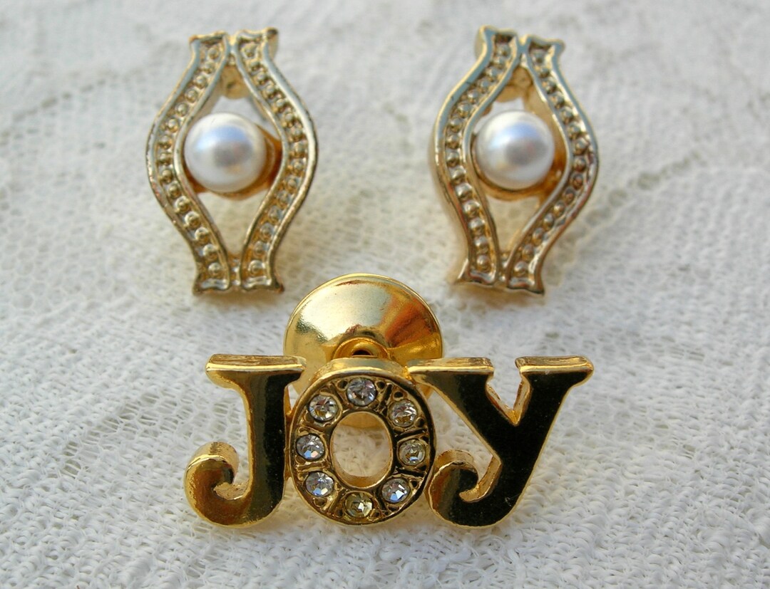 Small Gold JOY Pin & Pearl Earrings Set, Pinch Pin With Rhinestones ...