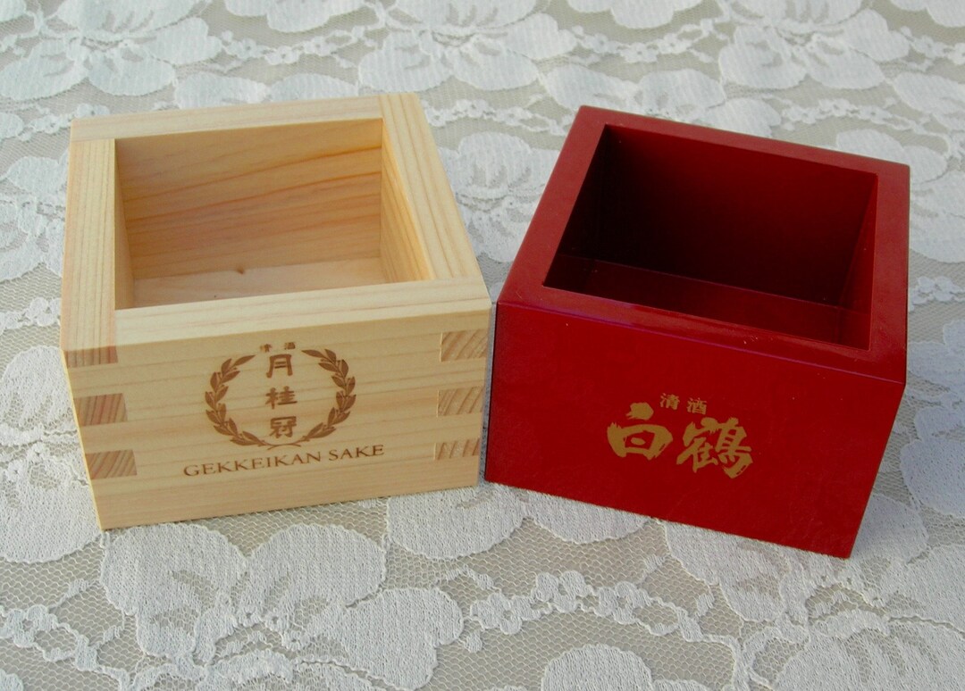 2 Japanese Masu Sake Cups, Wood Box & Red Lacquered Box, for Drinking ...