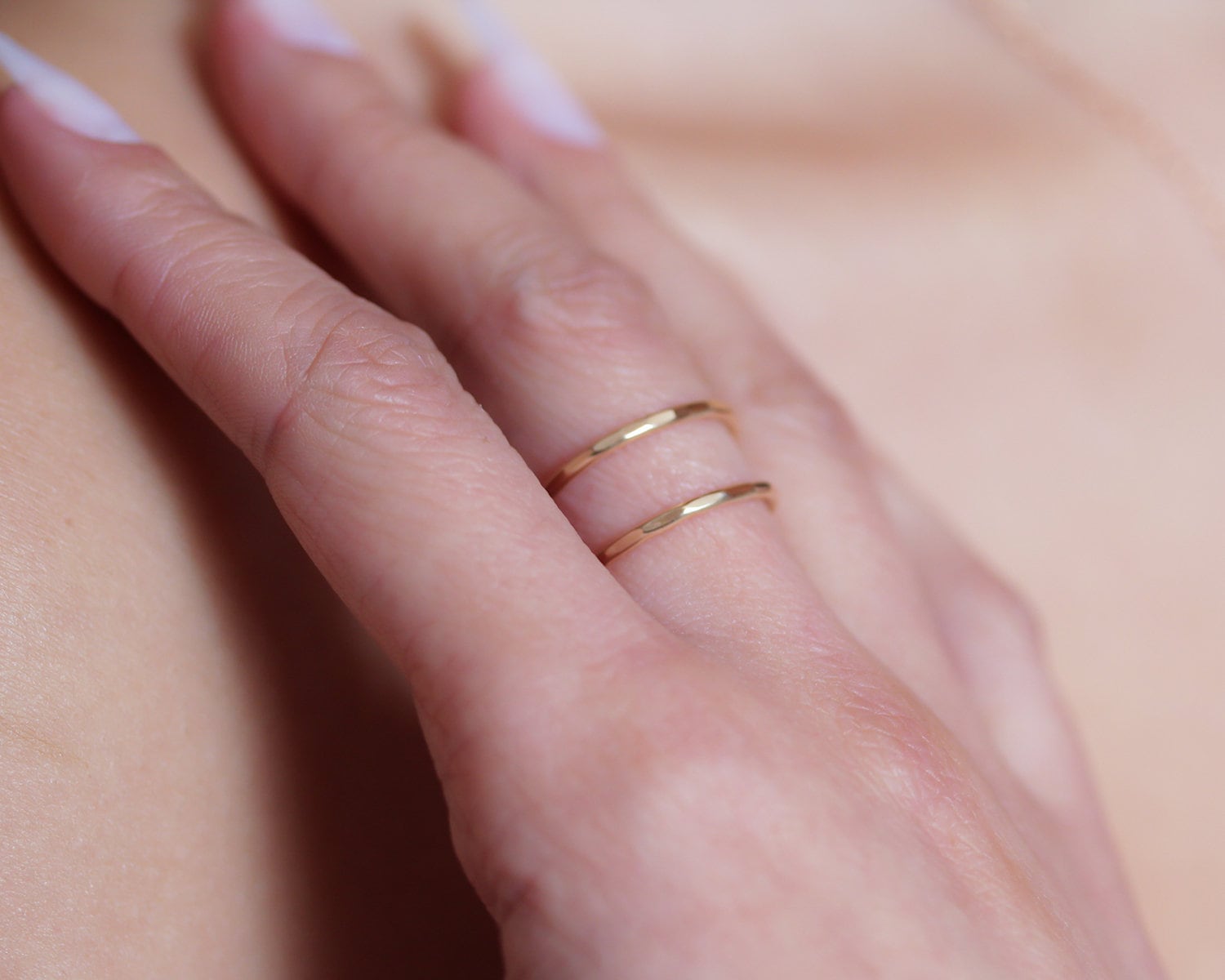 Infinity Ring / Gold Simple Ring / Gift for Her / Hammered / | Etsy