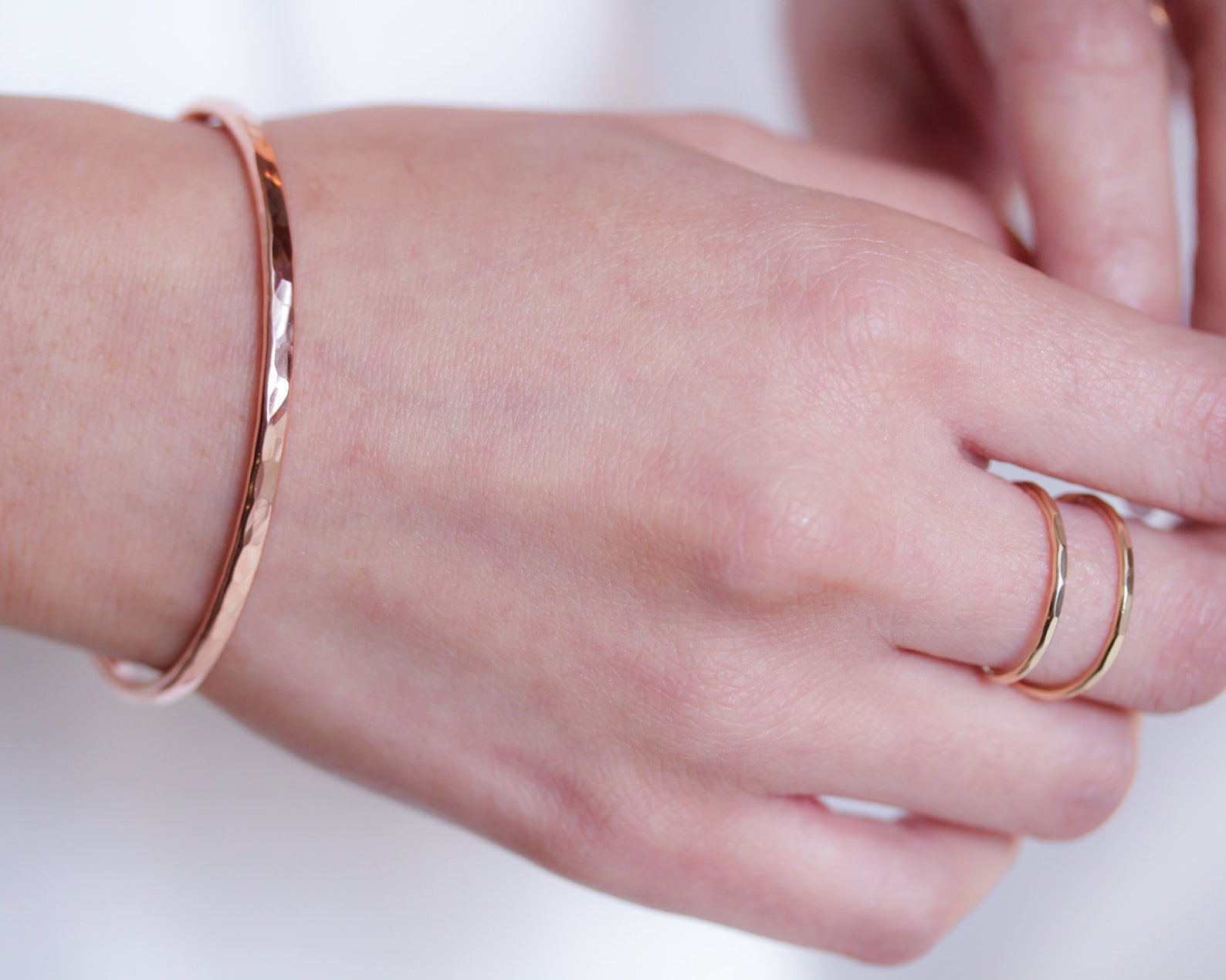 Infinity Ring / Gold Simple Ring / Gift for Her / Hammered / | Etsy