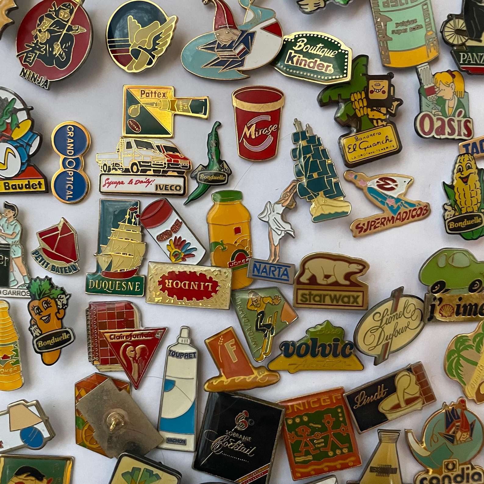 Vintage Pin Badges - Etsy