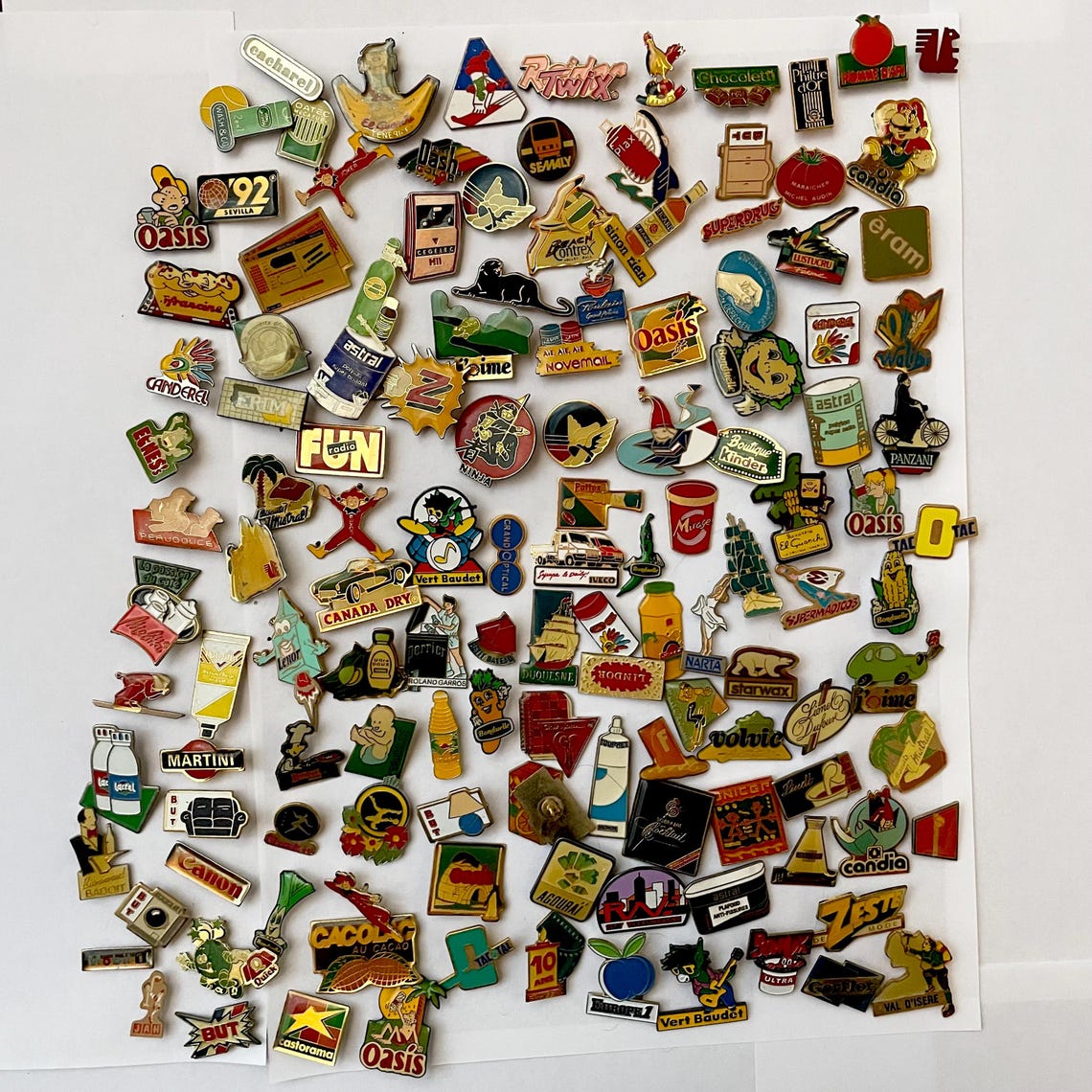 Vintage Pin Badges - Etsy