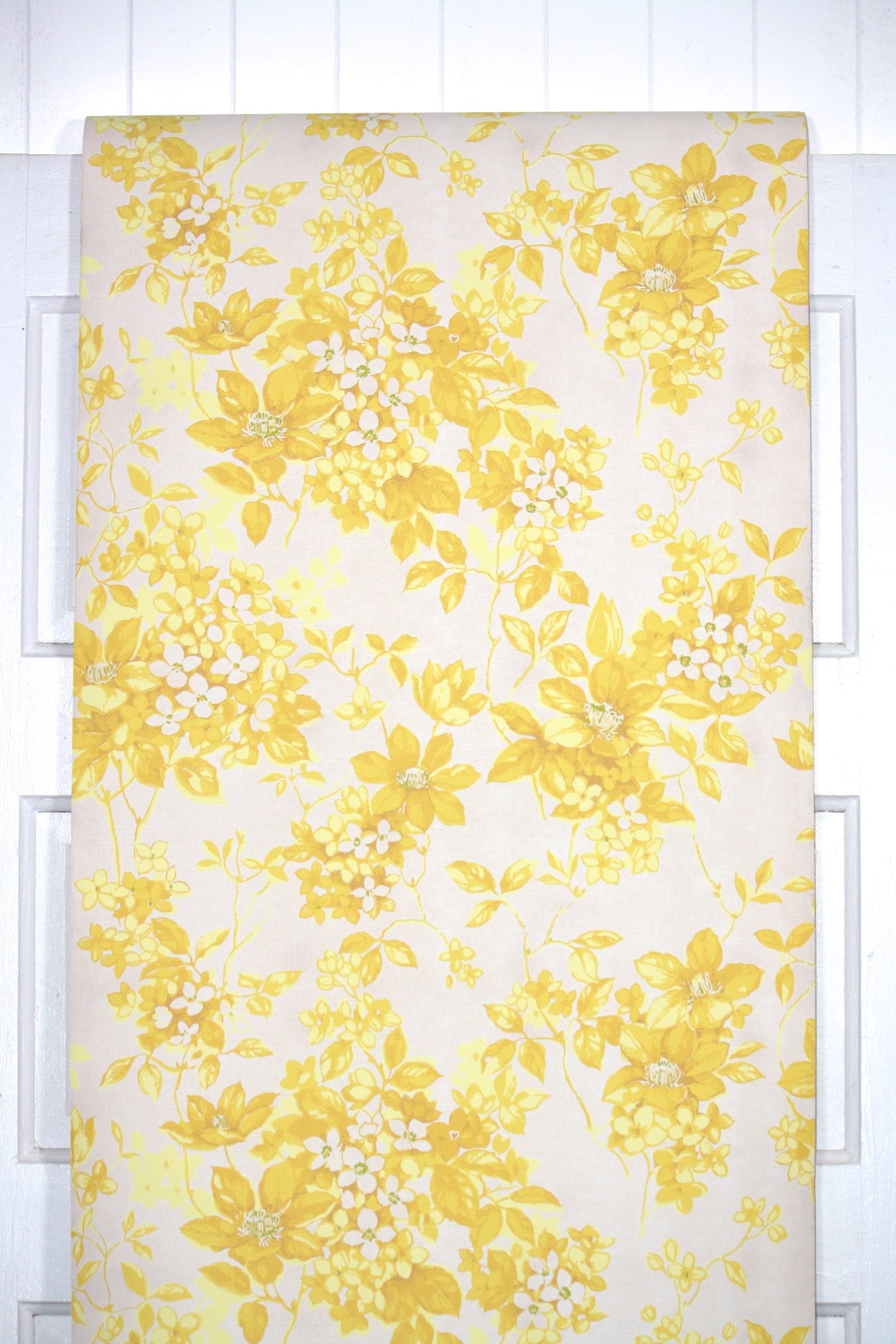 60s Vintage Wallpaper by the Yard - Yellow Flowers on White - Etsy