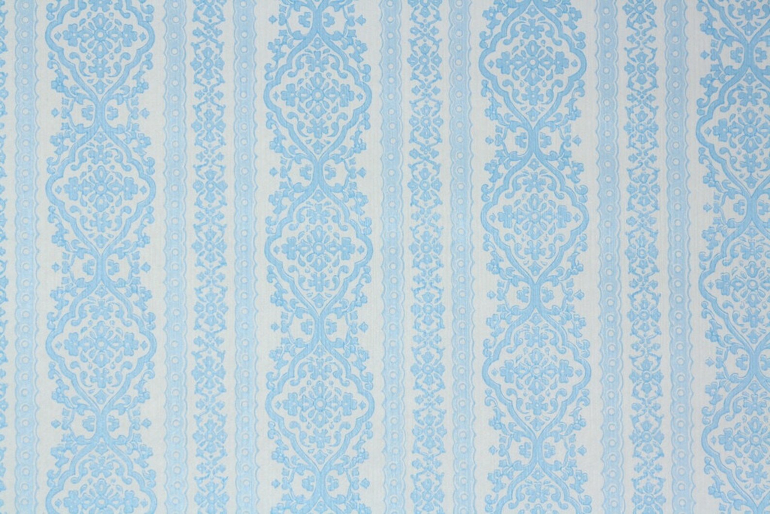 Retro Wallpaper by the Yard 70s Vintage Wallpaper 1970s Blue and White ...