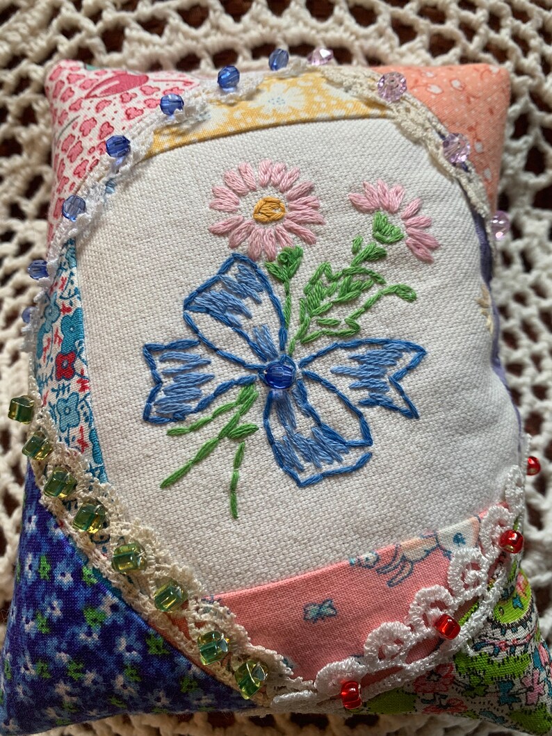 Vintage Embroidered Linen 30s Repro Fabric Feed Sack Crazy Quilt ...