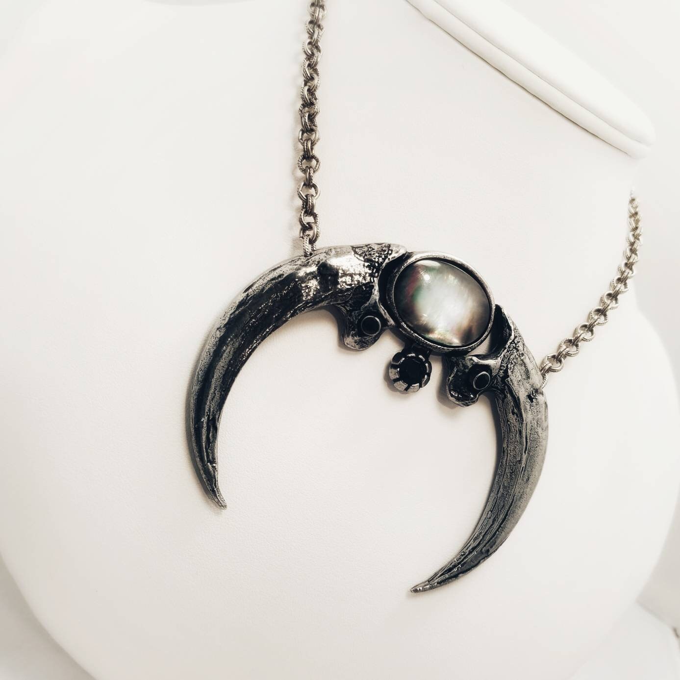 Harpy Eagle Claw Crescent Moon Necklace With Black Tahiti - Etsy
