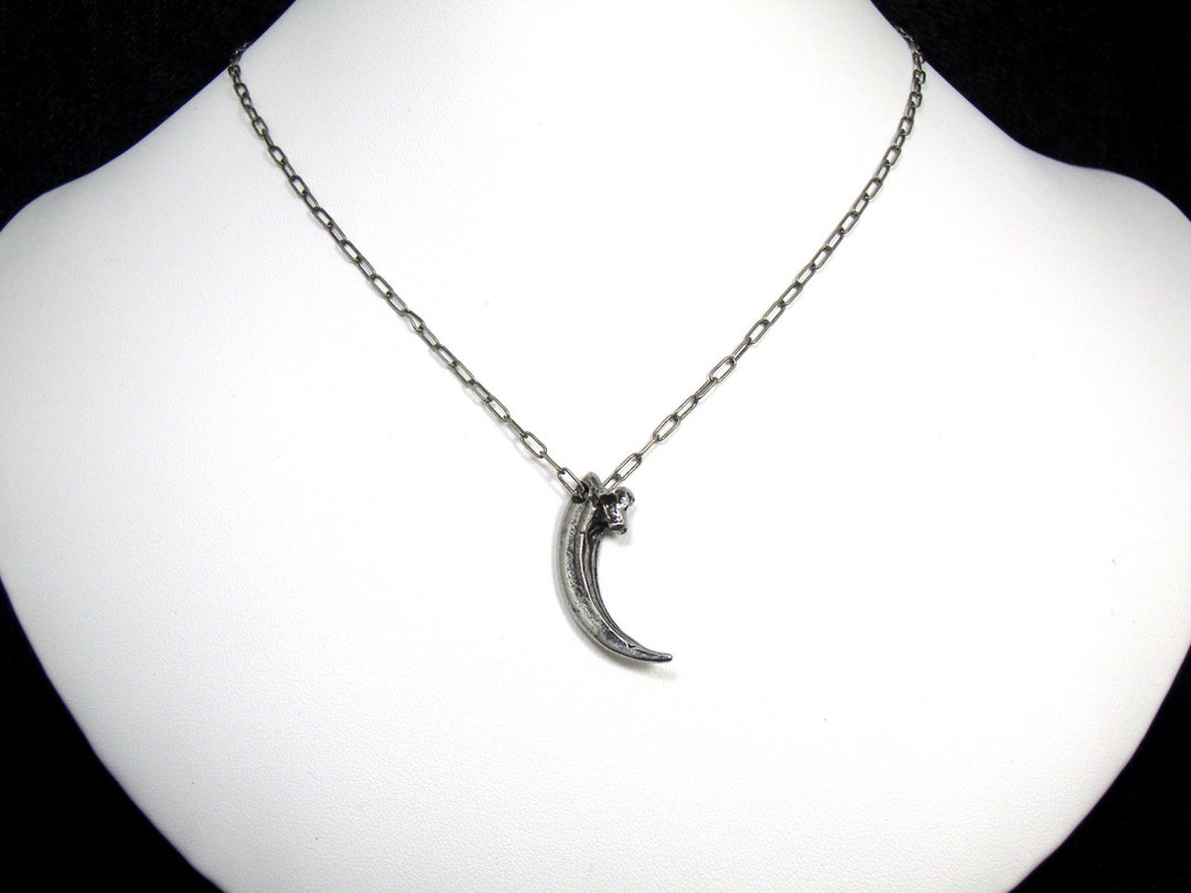 Single Raven Claw Necklace. Raven Talon.. Made to Order - Etsy