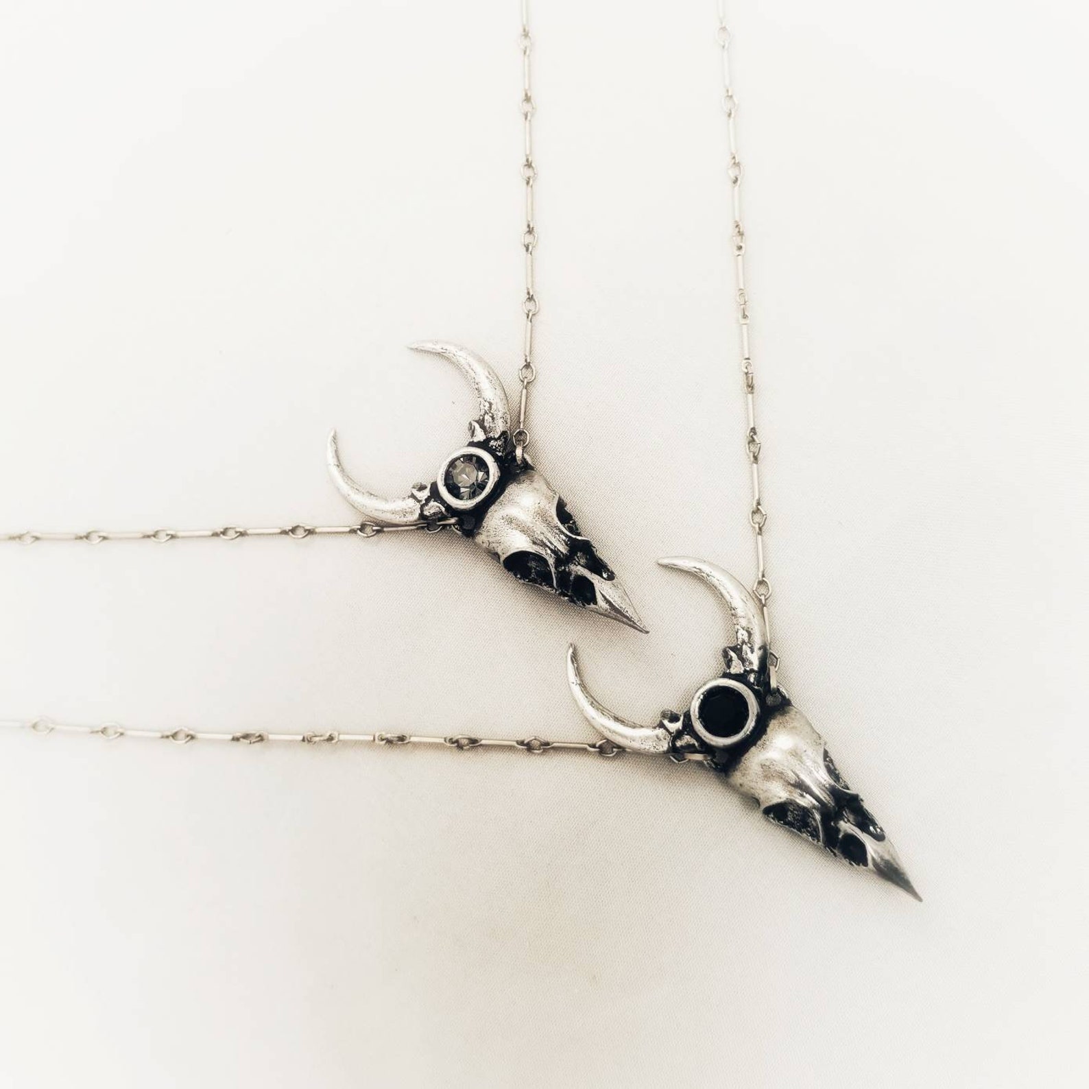 Moon Sparrow Pendant. Bird Skull. Sparrow. Bird Bones - Etsy