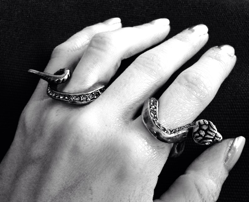 Snake Ring. Serpent Ring. 3 Finger Ring. Reptile Ring - Etsy