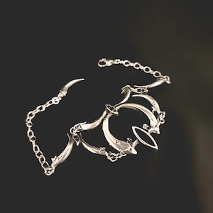 NYX Claw Bracelet. Bird Claw Bracelet - Etsy