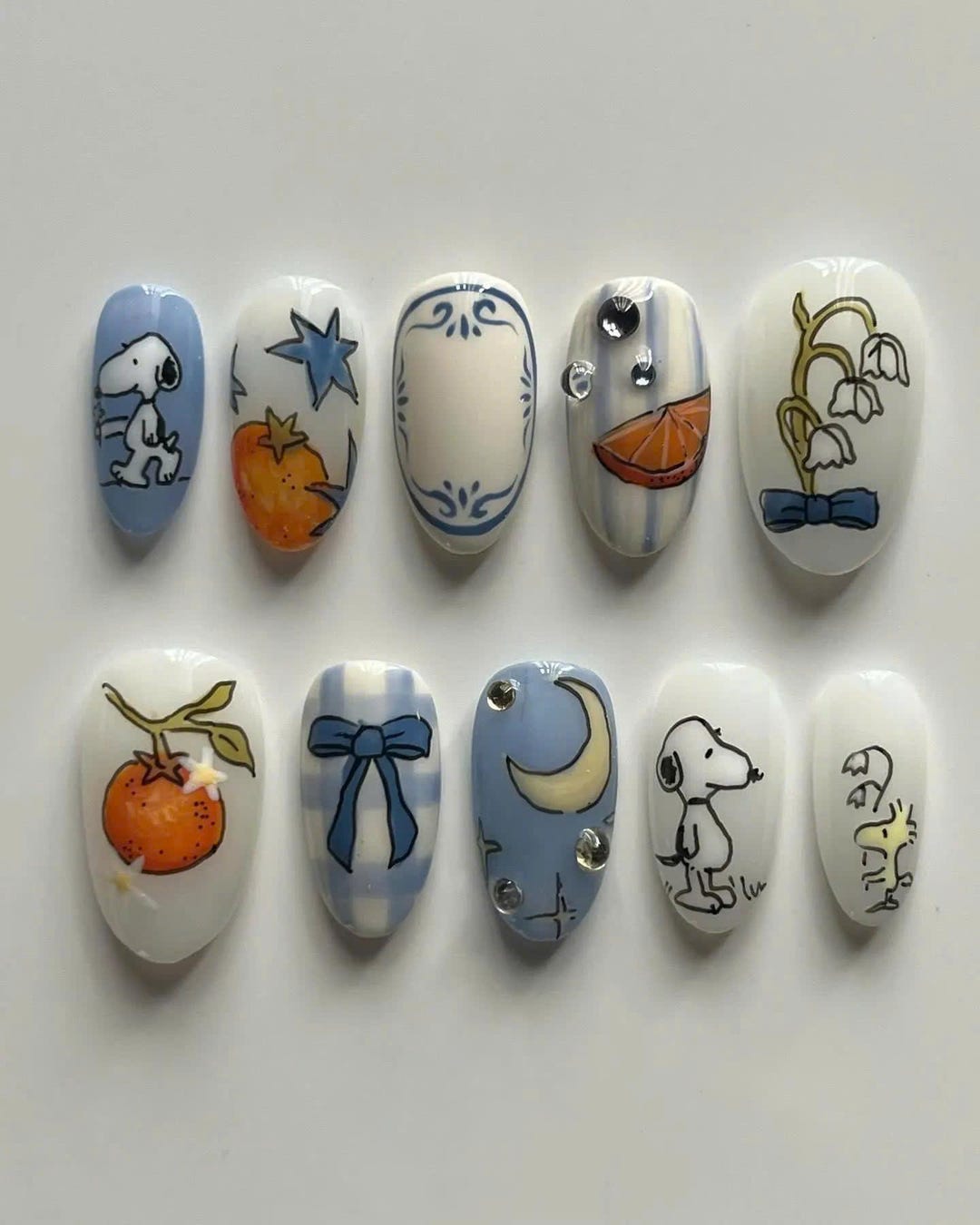 Hand Painted Snoopy Press on Nails, Orange Moon, Floral Art - Etsy