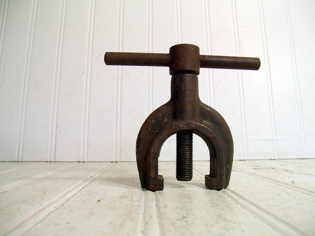 Willys Gear Puller Antique Cast Iron Old Car Forged Metal Adjustable ...