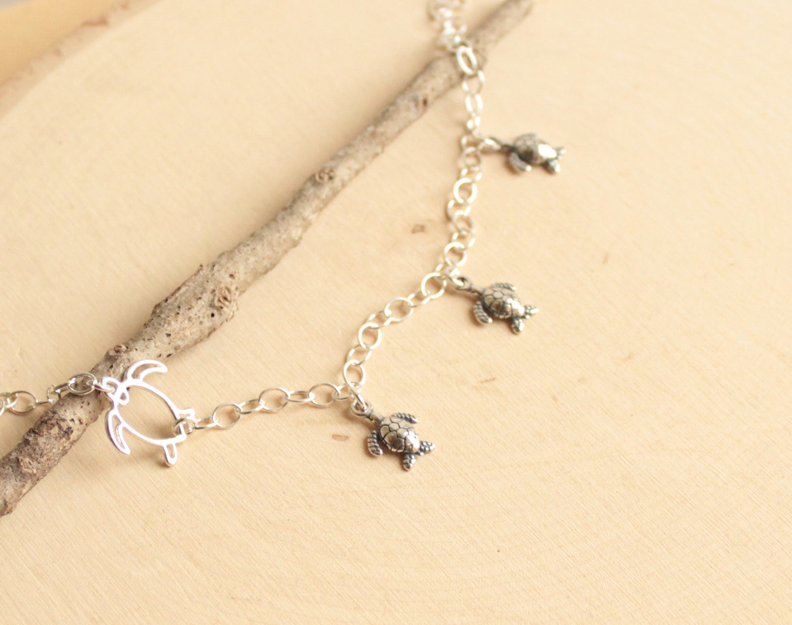 Sterling Silver Sea Turtle Family Tree Bracelet - Customize How Many ...