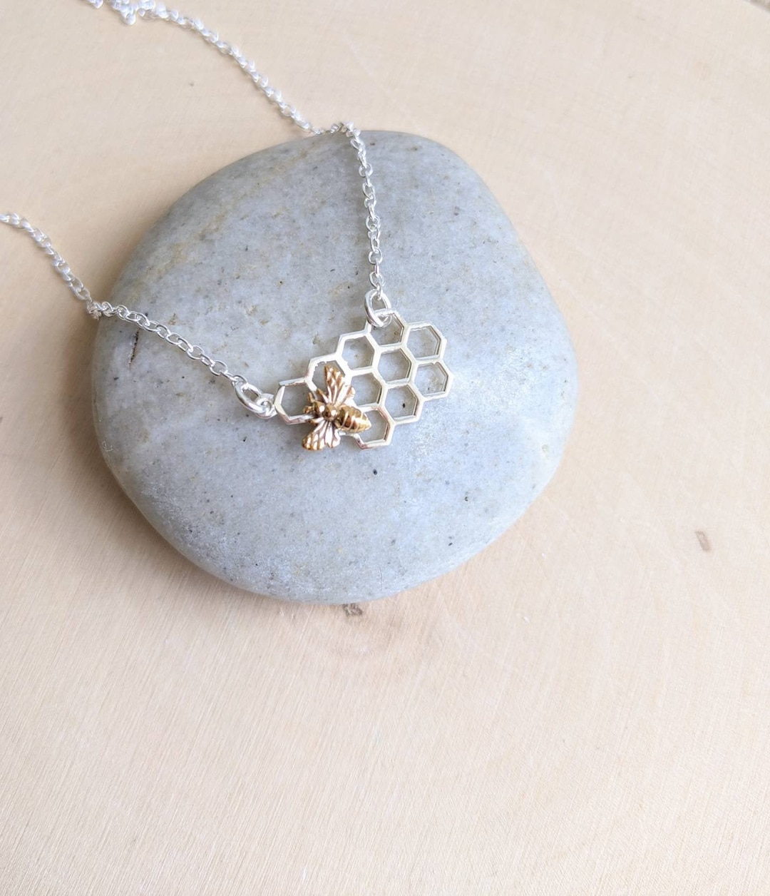 Sterling Silver Bee and Honeycomb Necklace - Etsy